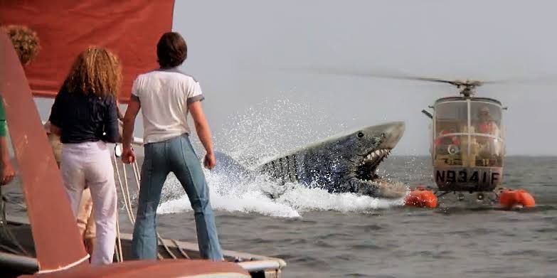 Jaws 2 – Ryan's Movie Reviews